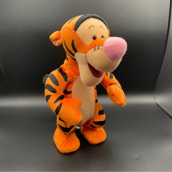 Mattel | Toys | Vintage 998 Disney 12 Bouncing Tigger Talking Jumping ...